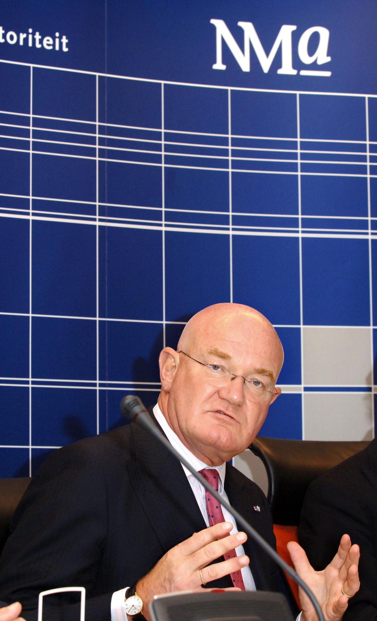 Loog Kalbfleisch of zijn liefje? - NRC