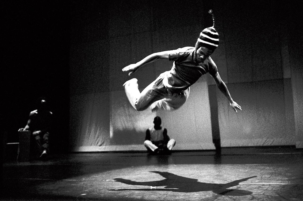 The Need for Legacy toont de diversiteit van de theatergeschiedenis - NRC