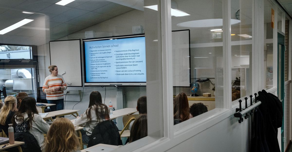 Op deze school mogen ouders niet langer meekijken in Magister. ‘Als ze ...