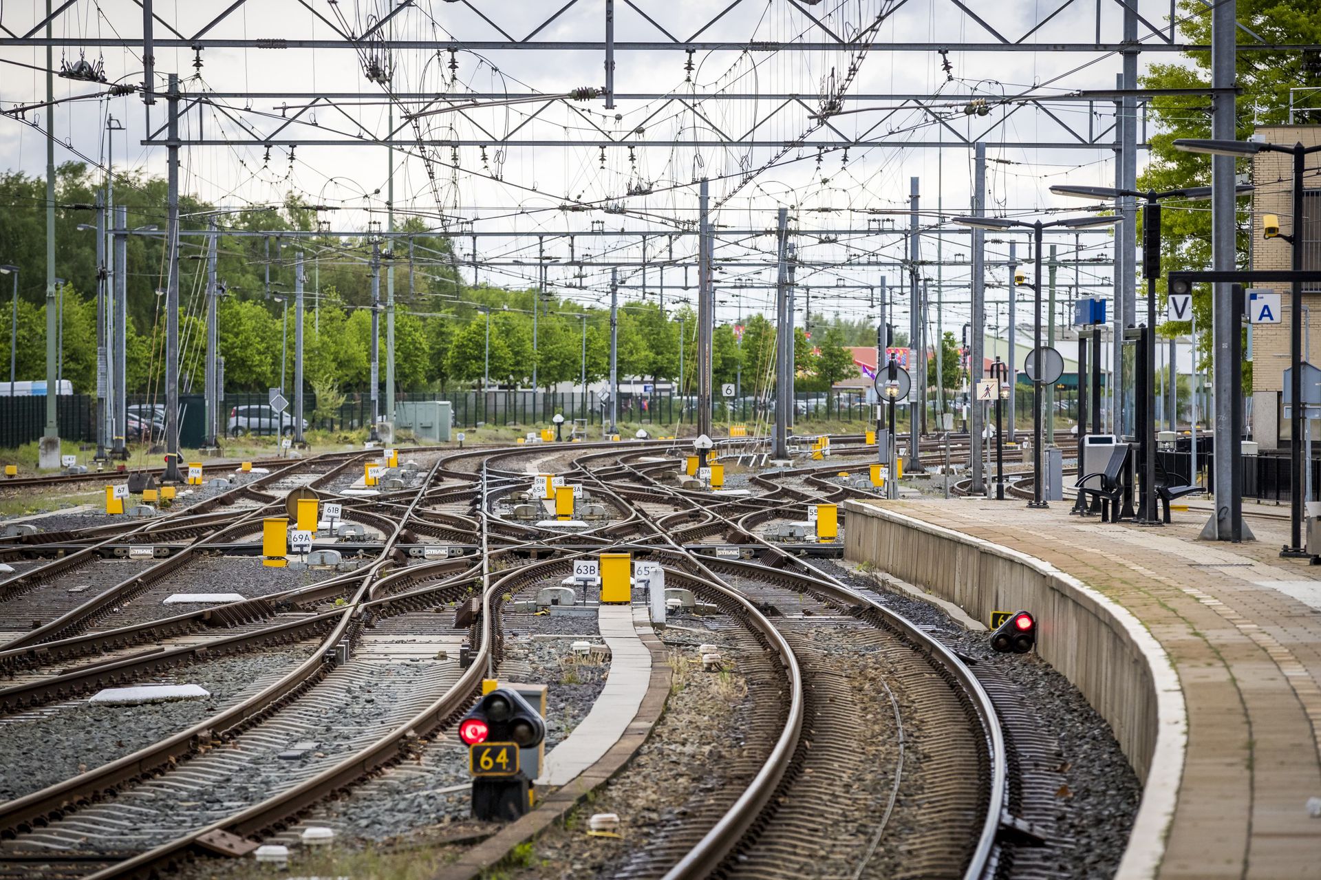ProRail: aantal spoorlopers daalt voor eerst in vijf jaar - NRC