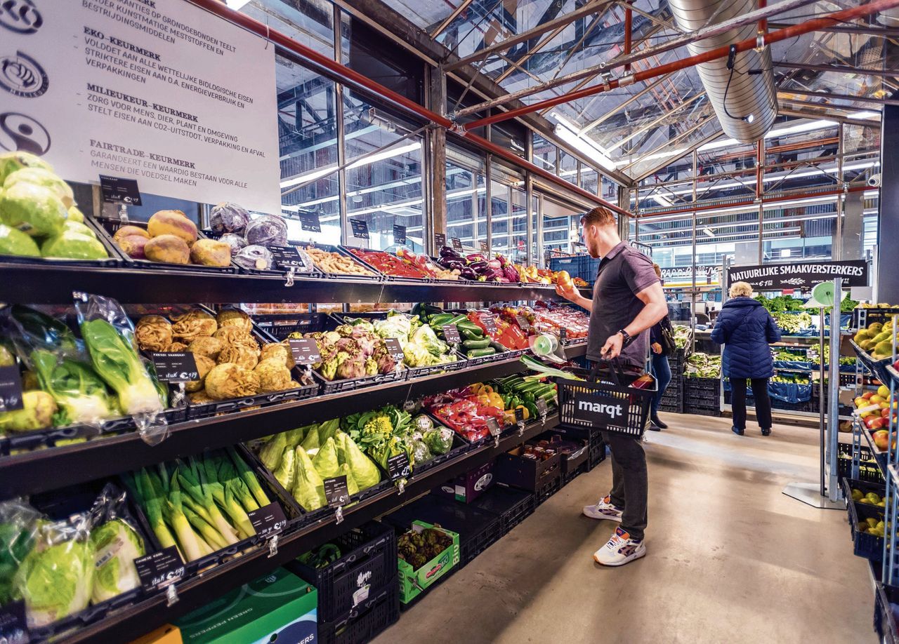 Duurzame supermarktketen Marqt zoekt koper - NRC