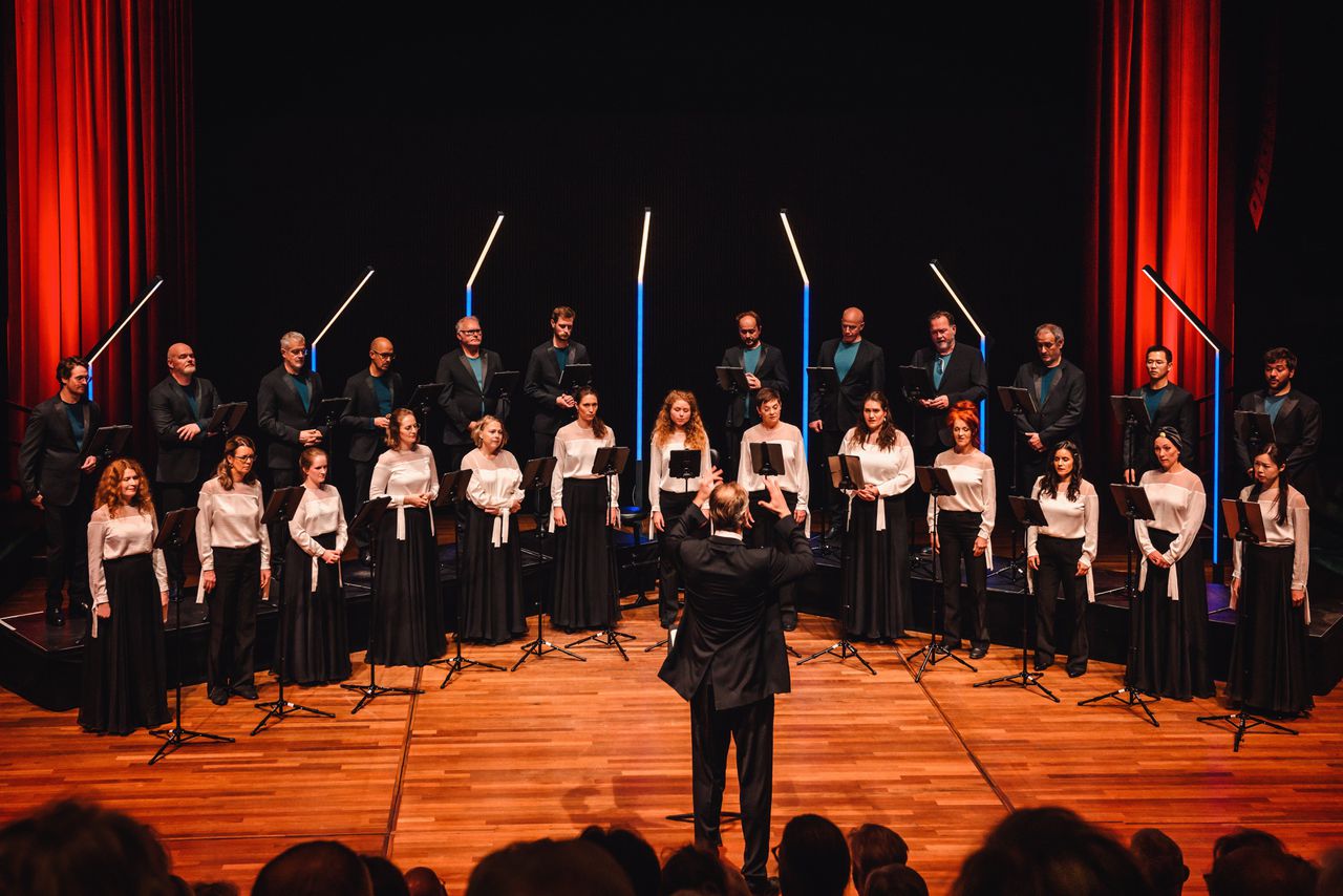 Klankschoonheid en intimiteit in Frank Martins mis door het Nederlands ...