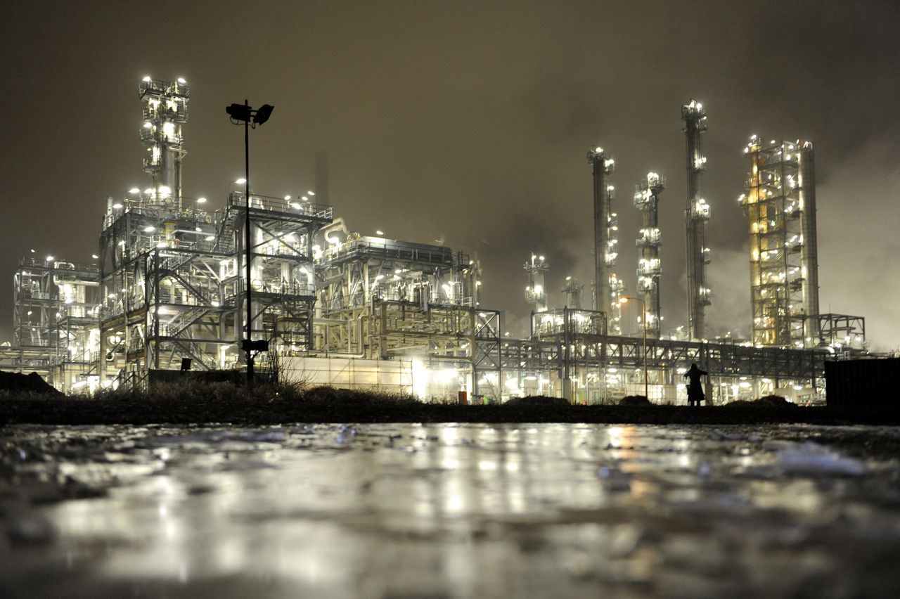 In Europa is het kiezen: vernieuwen of sluiten - NRC