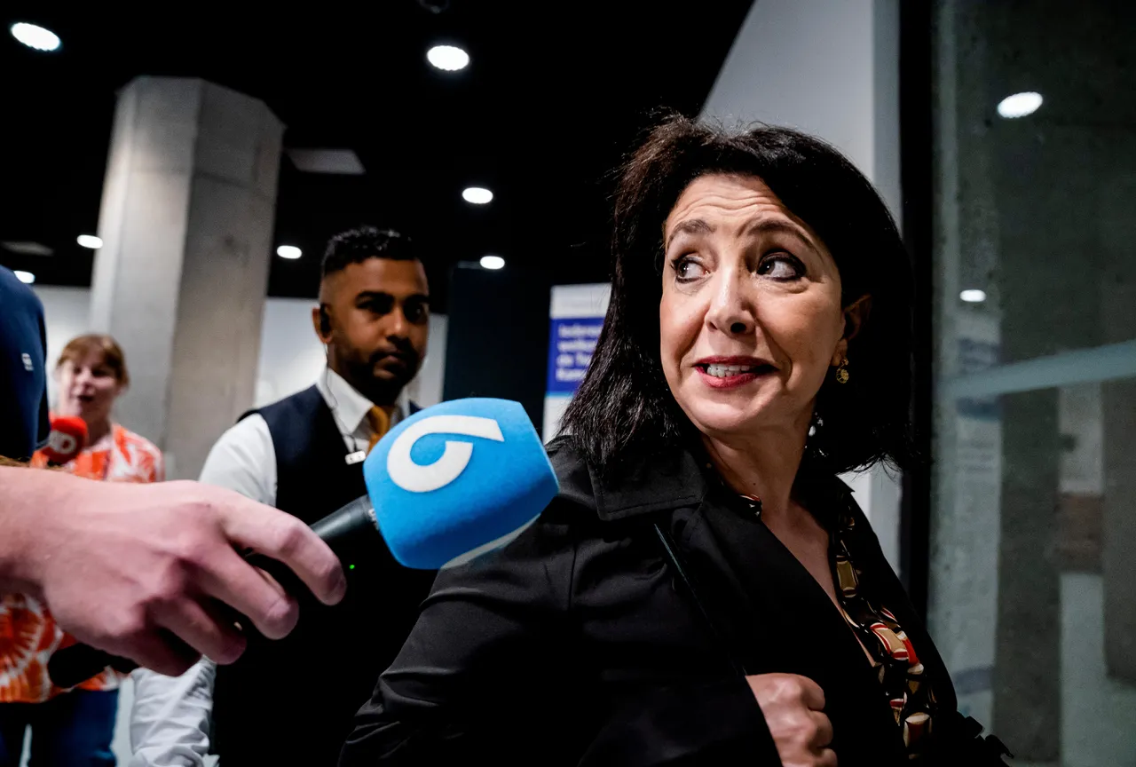 Conflict tussen Arib en presidium na bemiddeling voorbij: ‘Oplossing ...