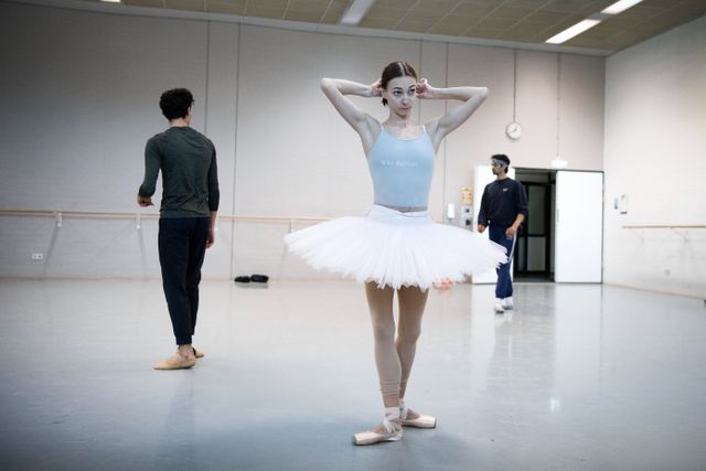 Alsof de muziek haar lichaam bestuurt - NRC