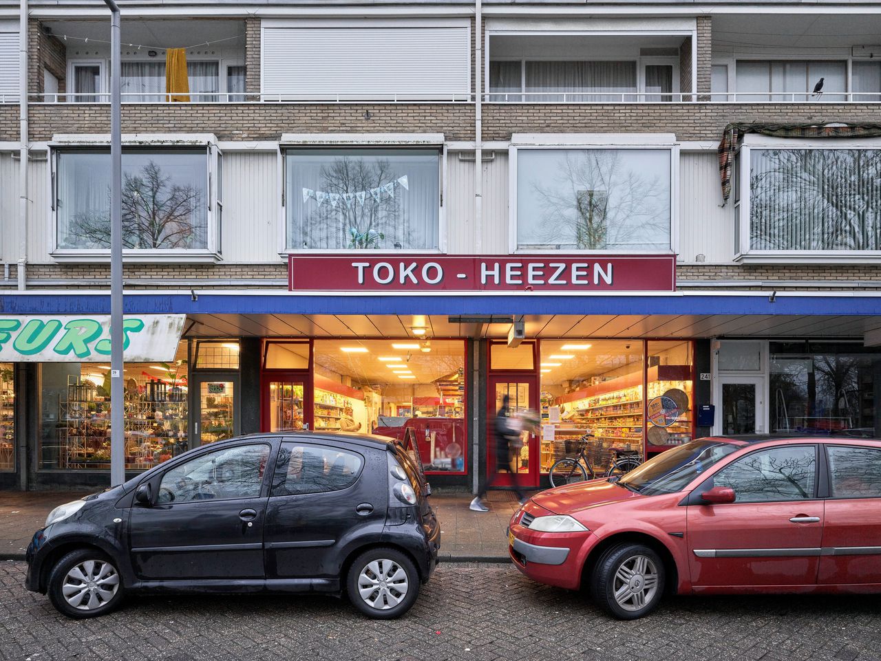 Drugs, daar praten de buren liever niet over in Rotterdam-Zuidwijk - NRC