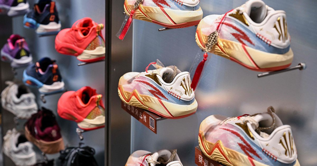 Chinees sportmerk Anta neemt groot belang in Puma - NRC