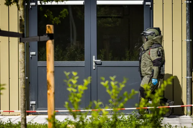 Explosieven aangetroffen in pand Nuenen waar een tijdelijk ...