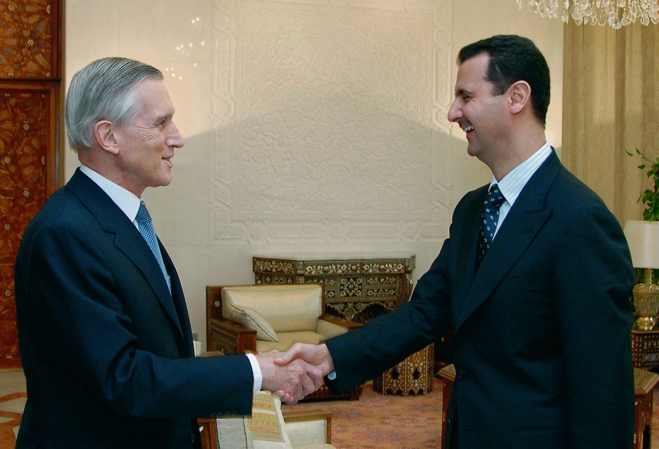 Ben Bot blijft de diplomaat - NRC