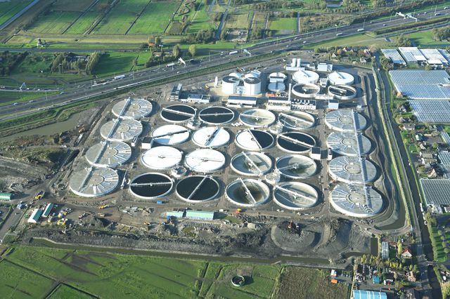 Fransen zuiveren Nederlands afvalwater - NRC