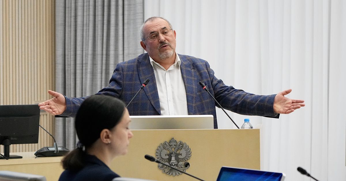 Verkiezingscommissie sluit Poetins uitdager Boris Nadezjdin uit van ...