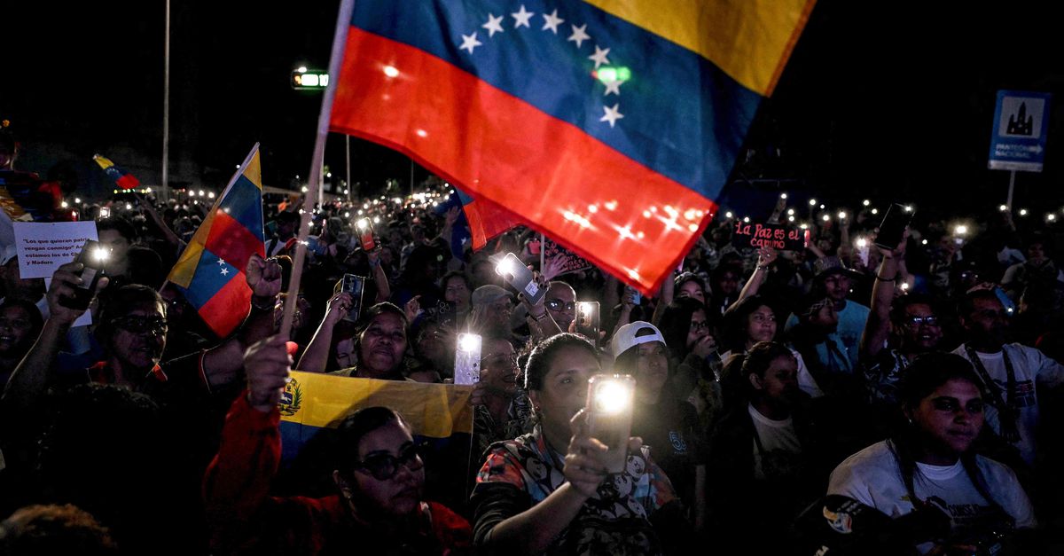 Trump zegt voor het eerst ‘drugsfaciliteit’ op land te hebben ...