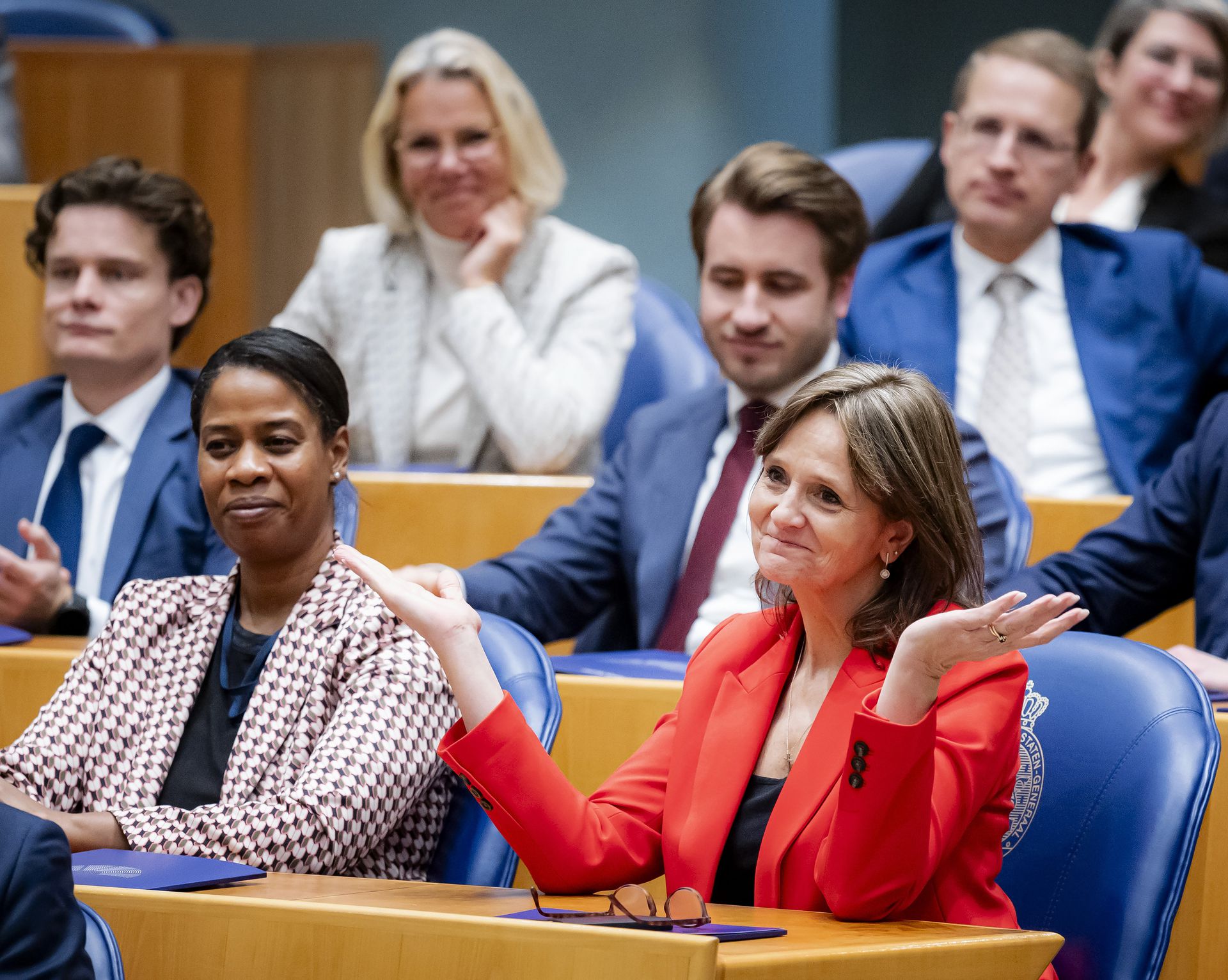 De Kamer neemt afscheid van 70 vertrekkende leden – van het ‘draaideur ...
