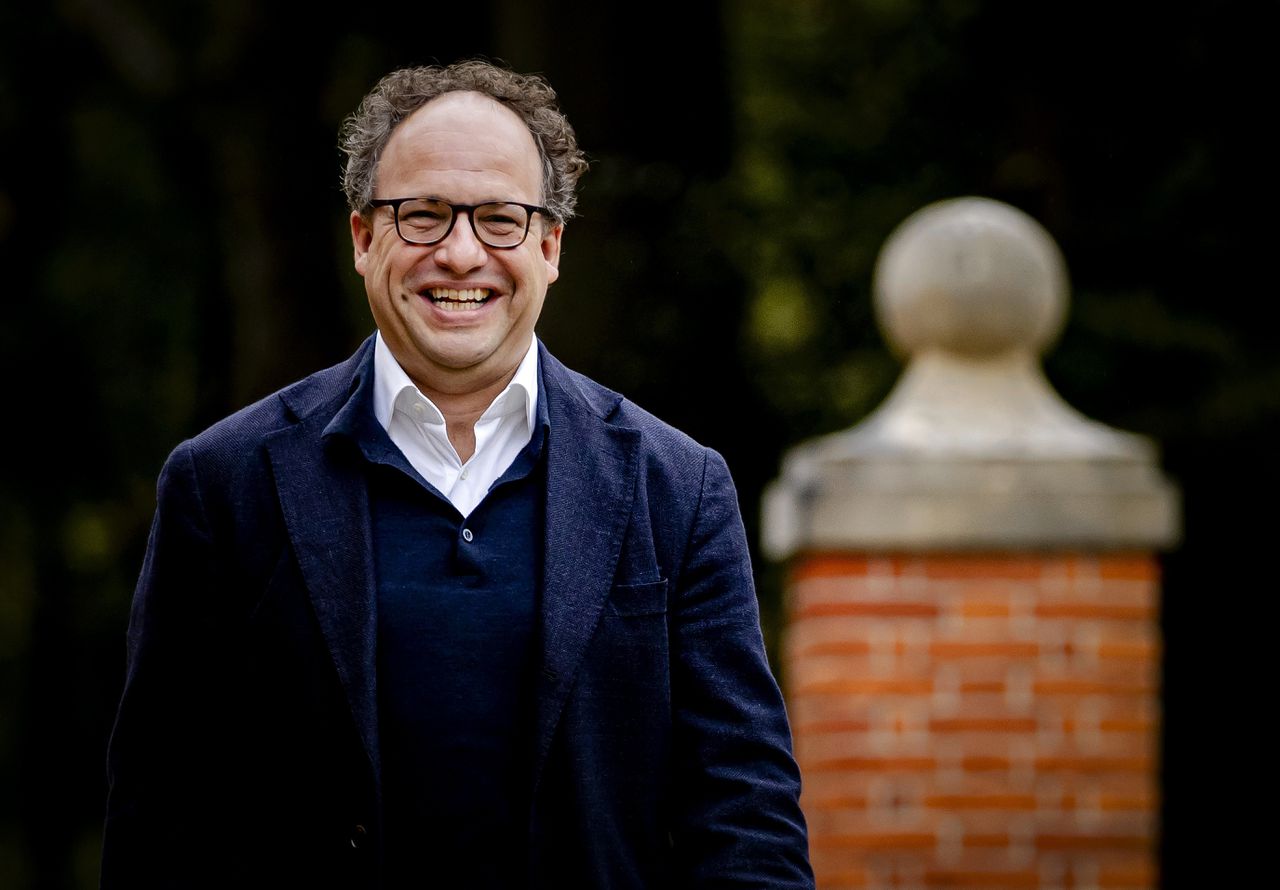 De vijf hoofdpijndossiers die Wouter Koolmees als NS-topman zal treffen ...