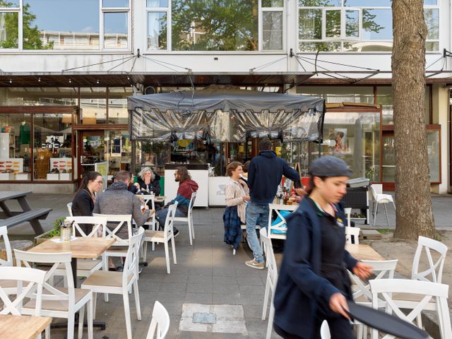 Bij Panzero in Rotterdam waan je je even op een idyllisch Italiaans ...
