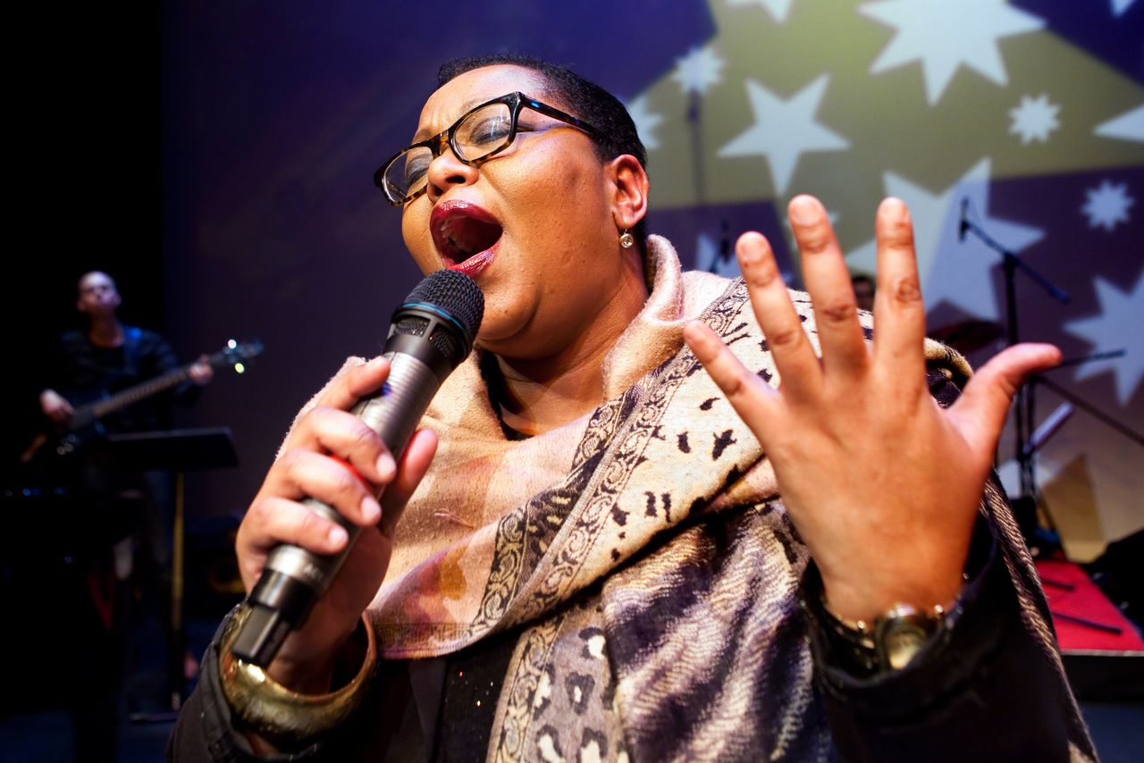 De Rotterdamse ‘Ma Joany’ (1960-2024) zong gospel. Of helemaal niet - NRC