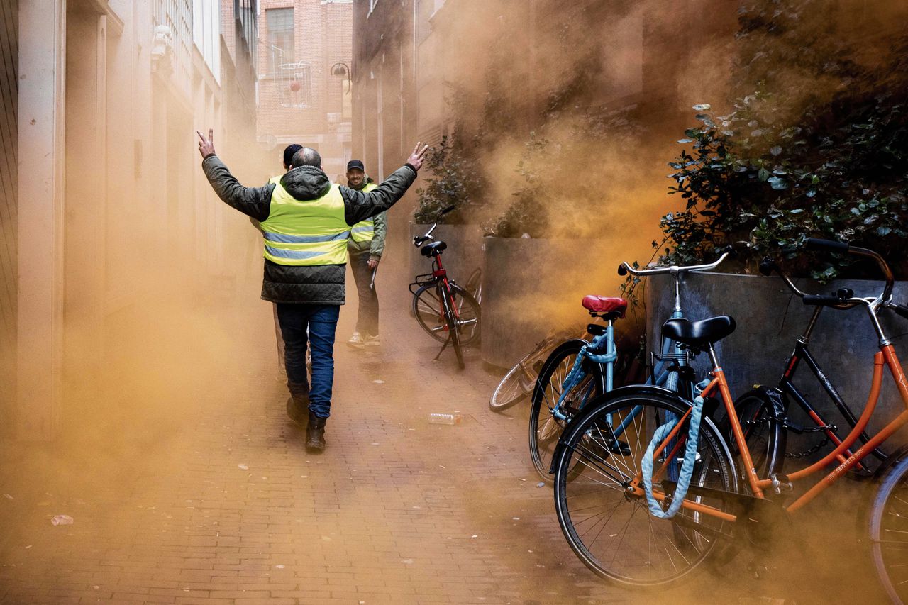 Gele hesjes zonder draaiboek: de wetenschap achter ‘spontane ...