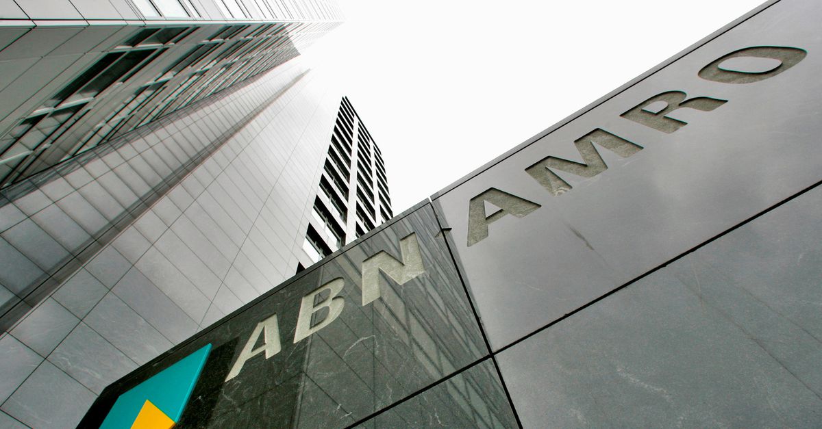 ABN Amro schrapt 250 banen om winst te verhogen - NRC