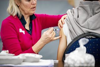 Vaccinatiegraad daalt niet verder, maar heel zeker weet het RIVM dat ...