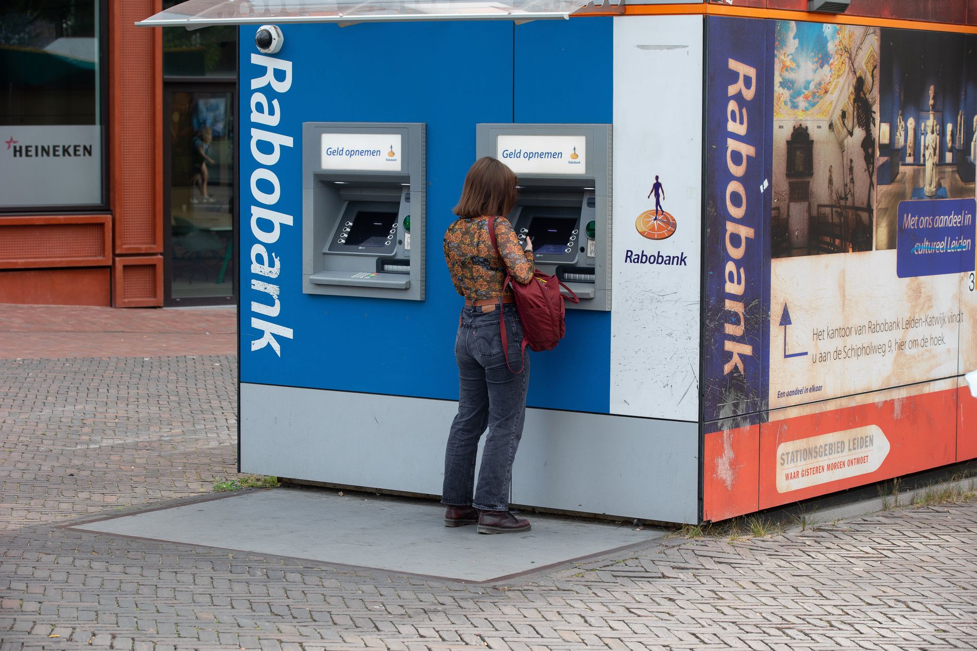 Minder negatieve rente voor klanten Rabobank in navolging ECB - NRC