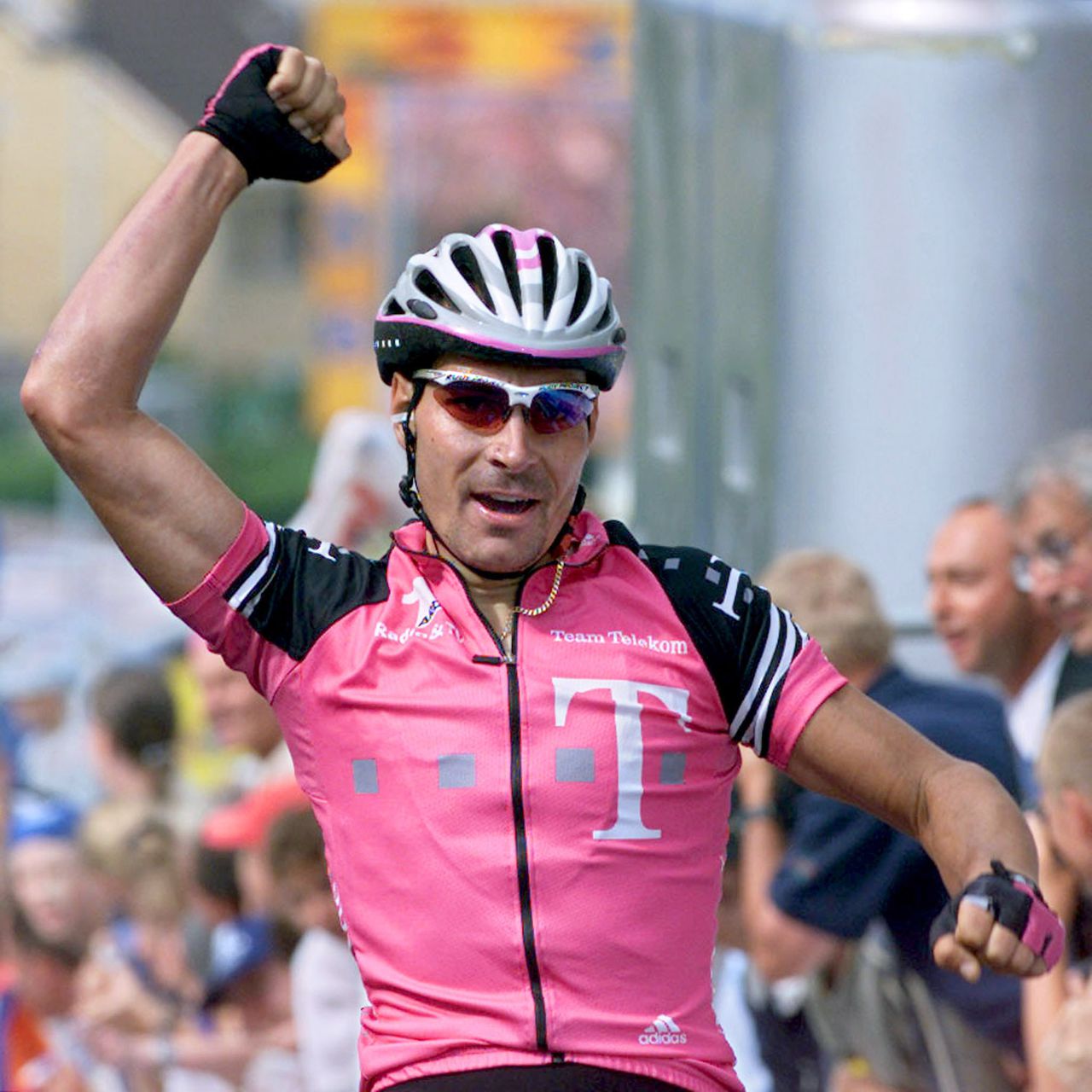 Ook toprenner Zabel bekent - NRC