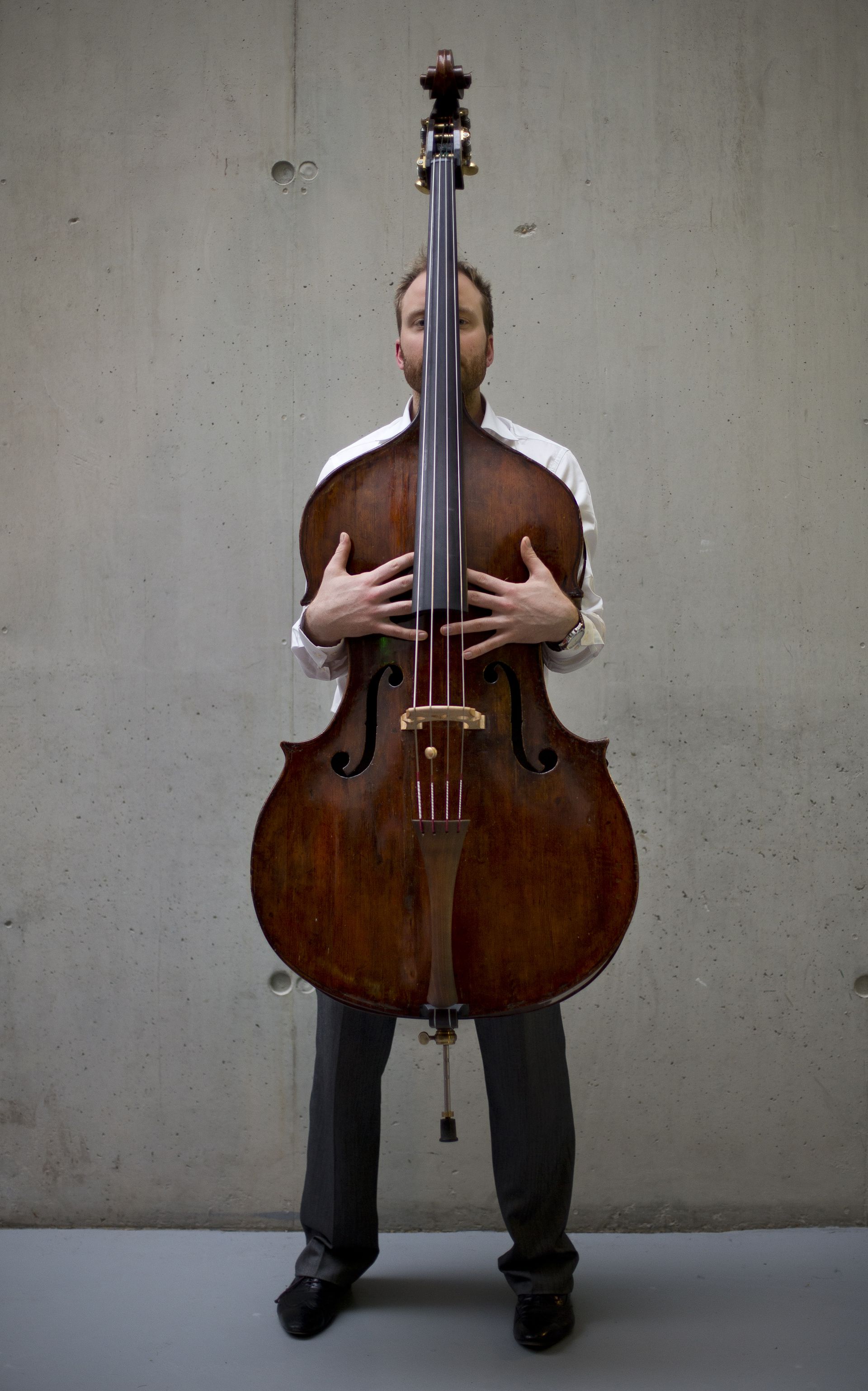 Zingen op een contrabas - het kan wél - NRC