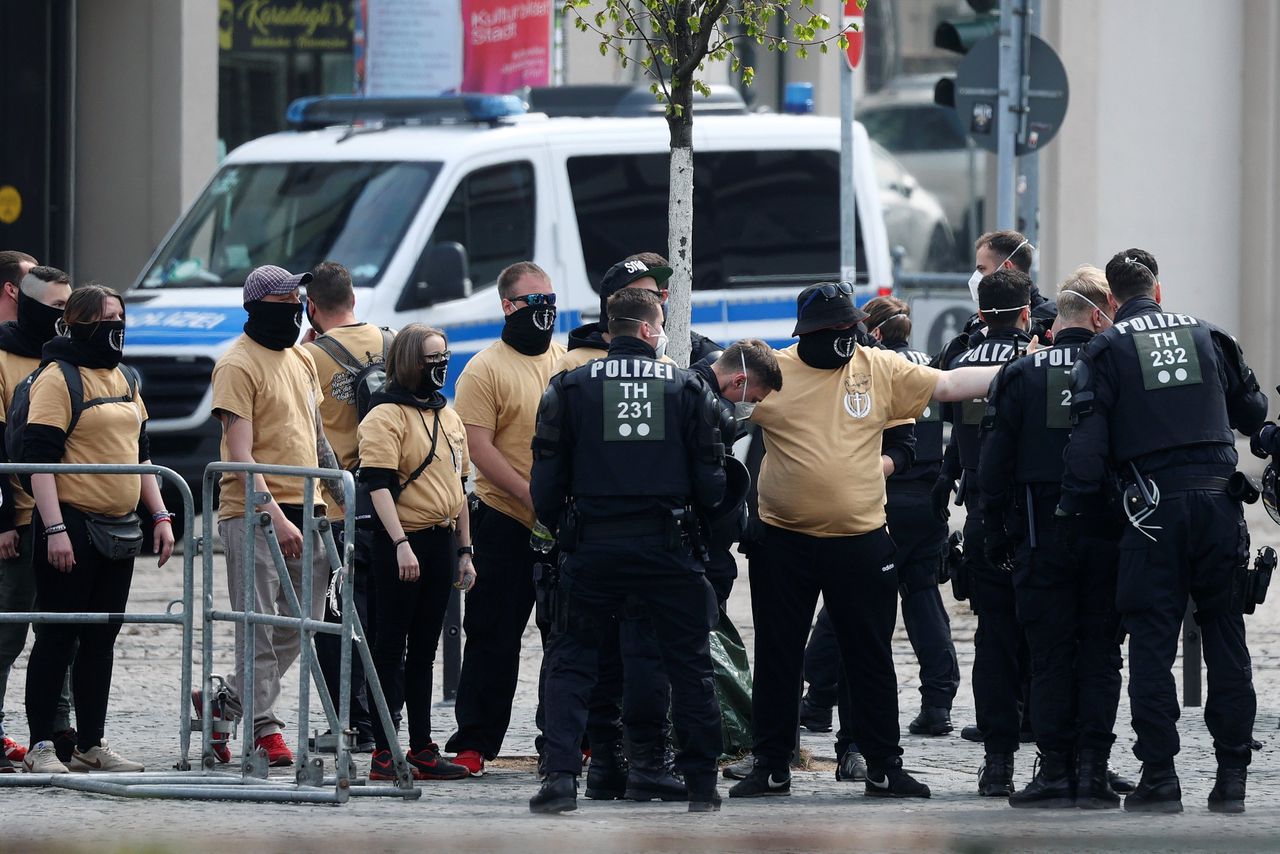 Recordaantal extreem-rechtse delicten gemeld in Duitsland vorig jaar - NRC