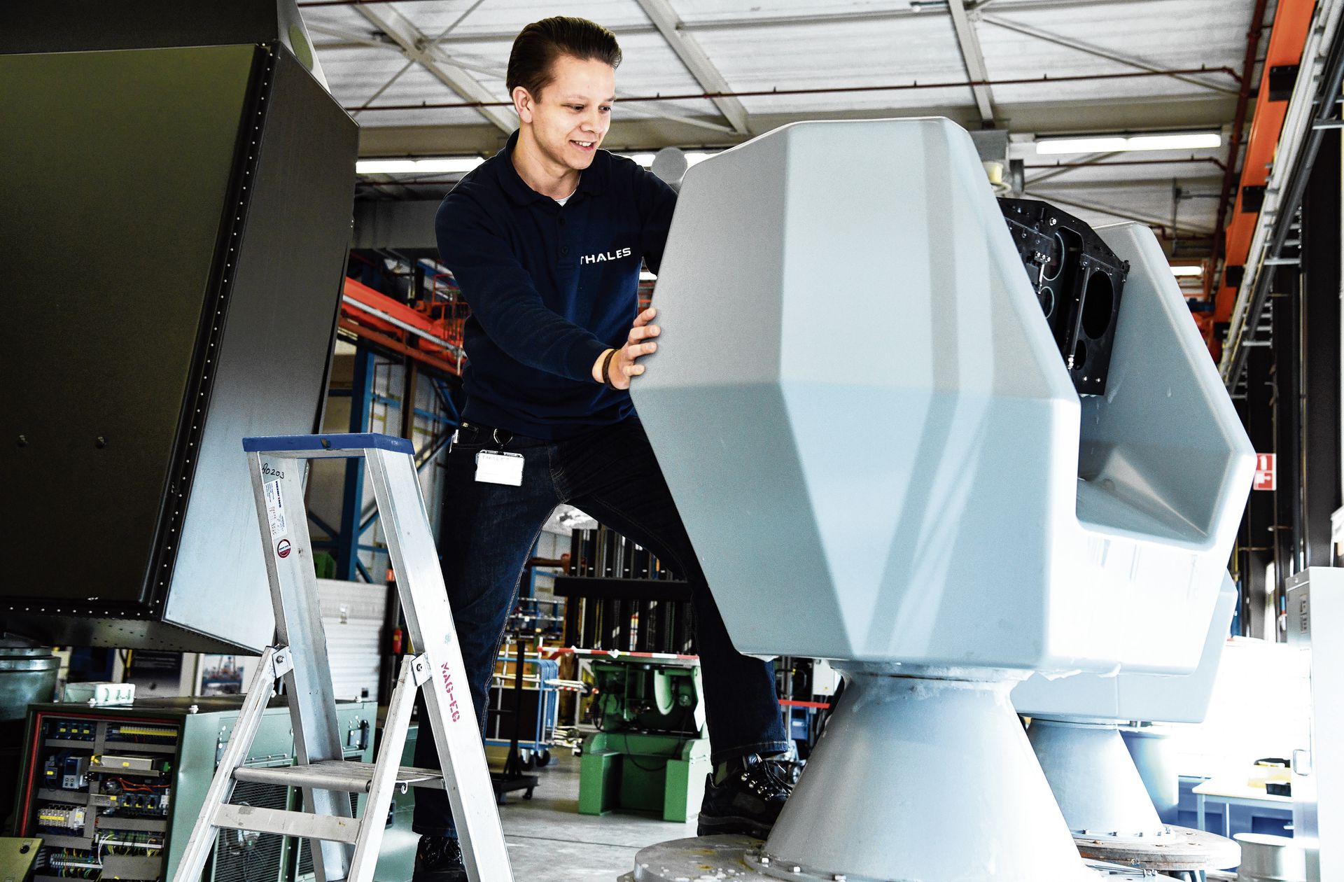 Het hoofdkantoor in Hengelo vinden veel techneuten te afgelegen - NRC