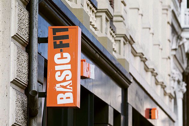 Slechte start voor Basic-Fit op eerste handelsdag op de beurs - NRC