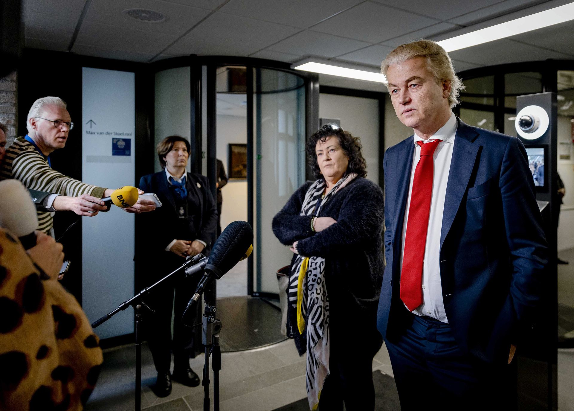 Partijleiders BBB, VVD en PVV nog niet uitgepraat met Plasterk, maandag ...