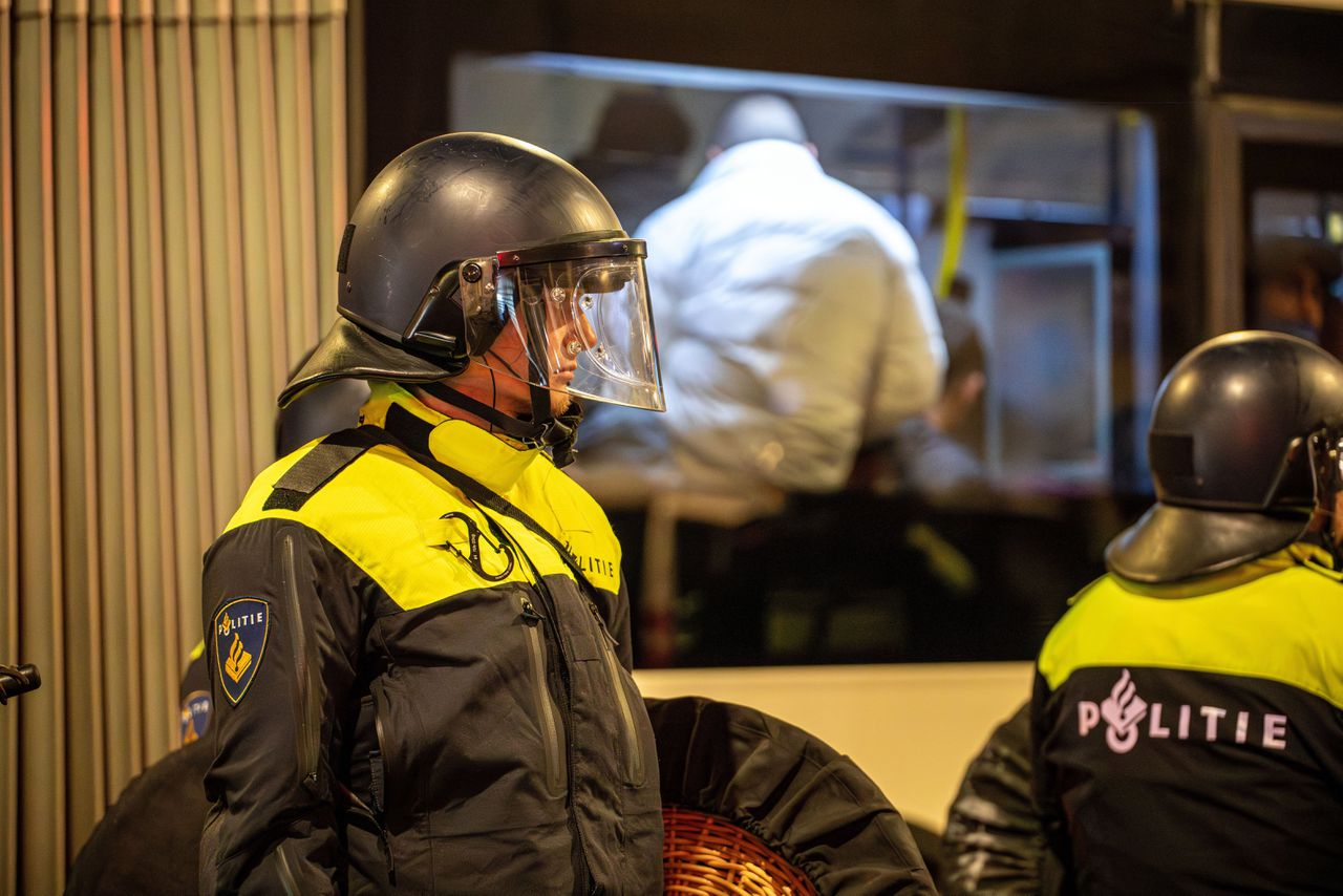 Hoe via sociale media het heftige geweld in de Amsterdamse binnenstad ...