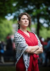 Een rode lijn vóór Gaza en tegen Israëlisch oorlogsgeweld, dwars door Den Haag: ‘Als ik hier ...