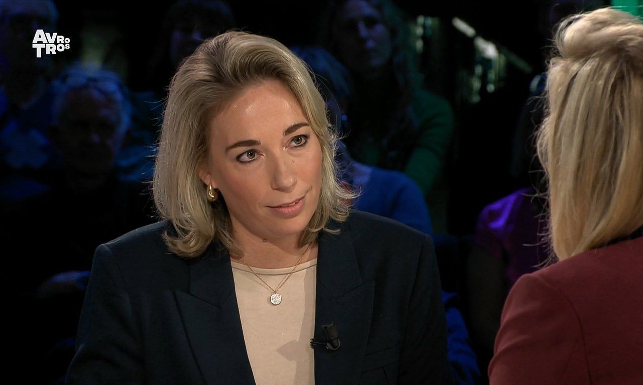 Tv-recensie | Een opmerkelijk optreden van PVV-staatssecretaris Ingrid ...