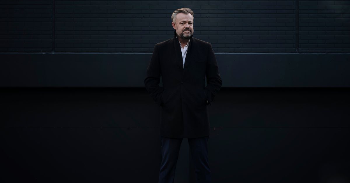 Bert Huisjes voorlopig toch niet terug bij WNL - NRC