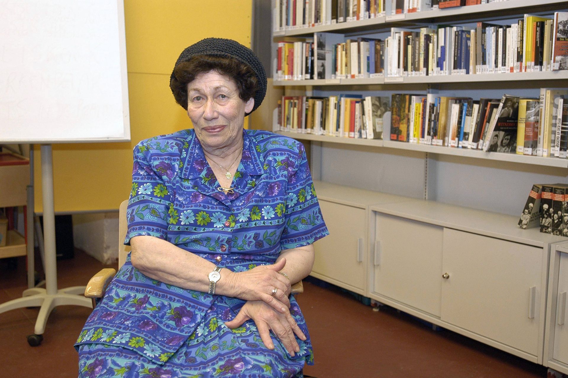 Hannah Goslar (93) voelde de plicht om het verhaal van Anne Frank ...