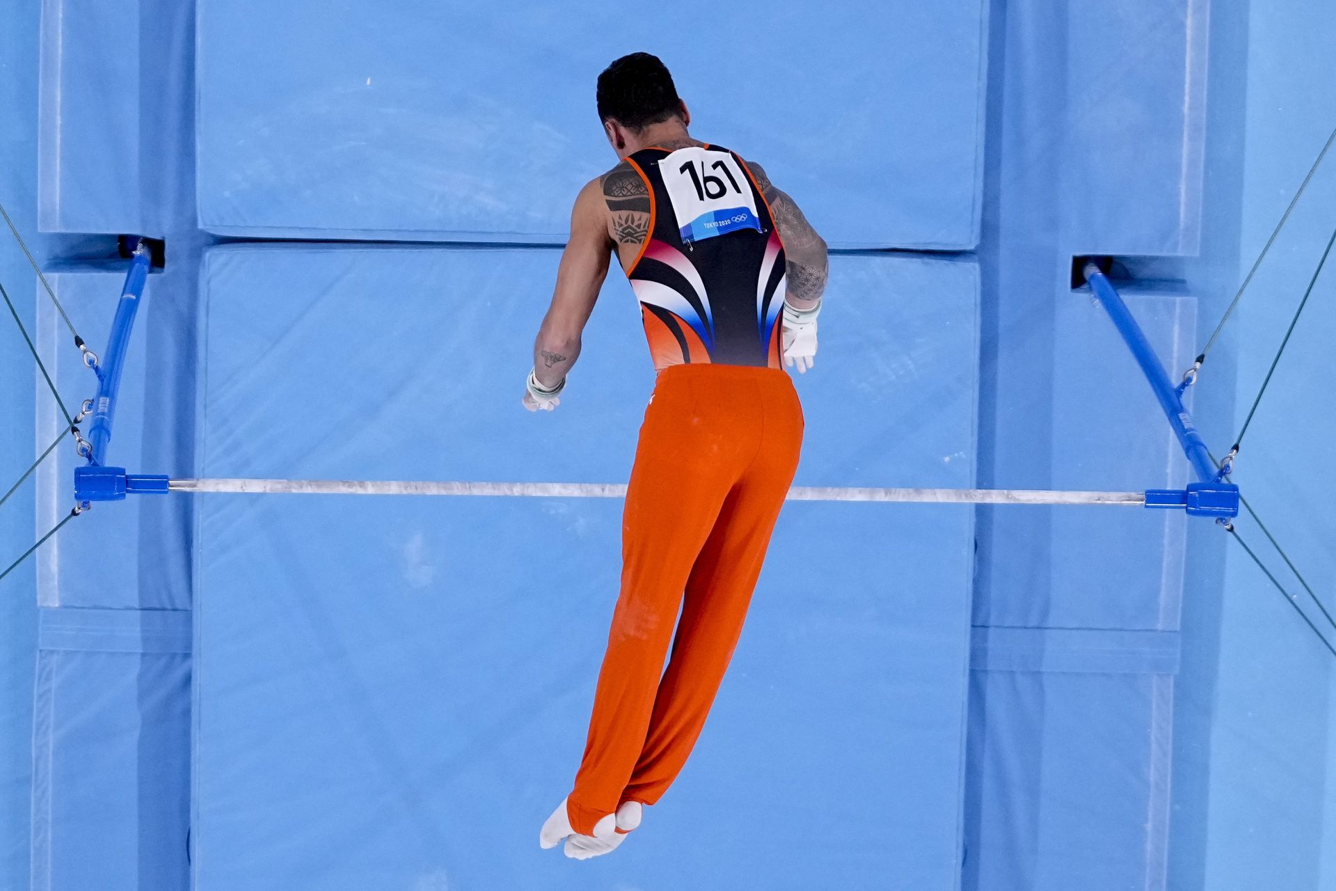 Deurloo valt van rekstok, zevende in finale - NRC