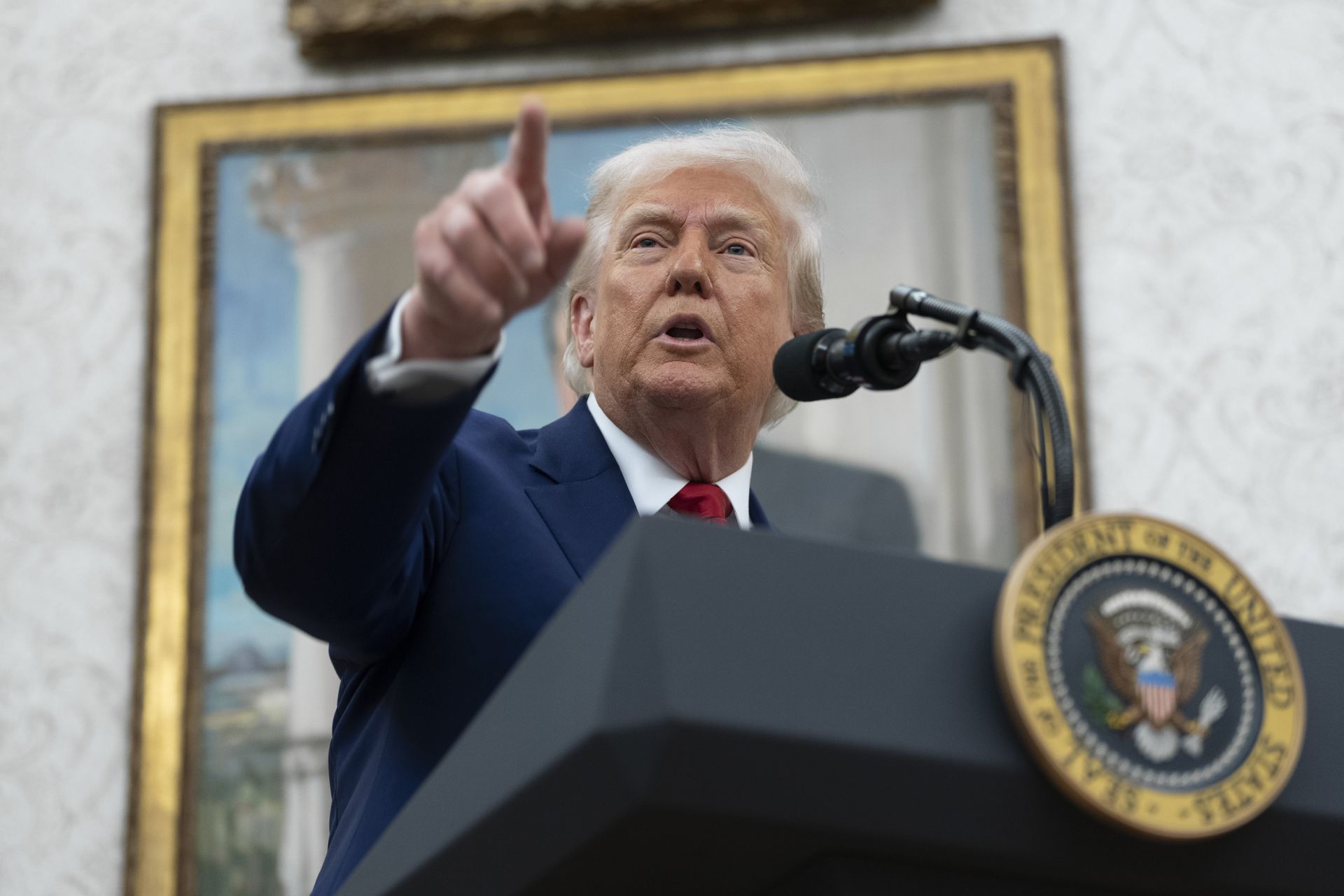 Een Amerikaanse rechtbank fluit Trumps heffingenbeleid deels terug, maar heffingen zijn nog niet ...