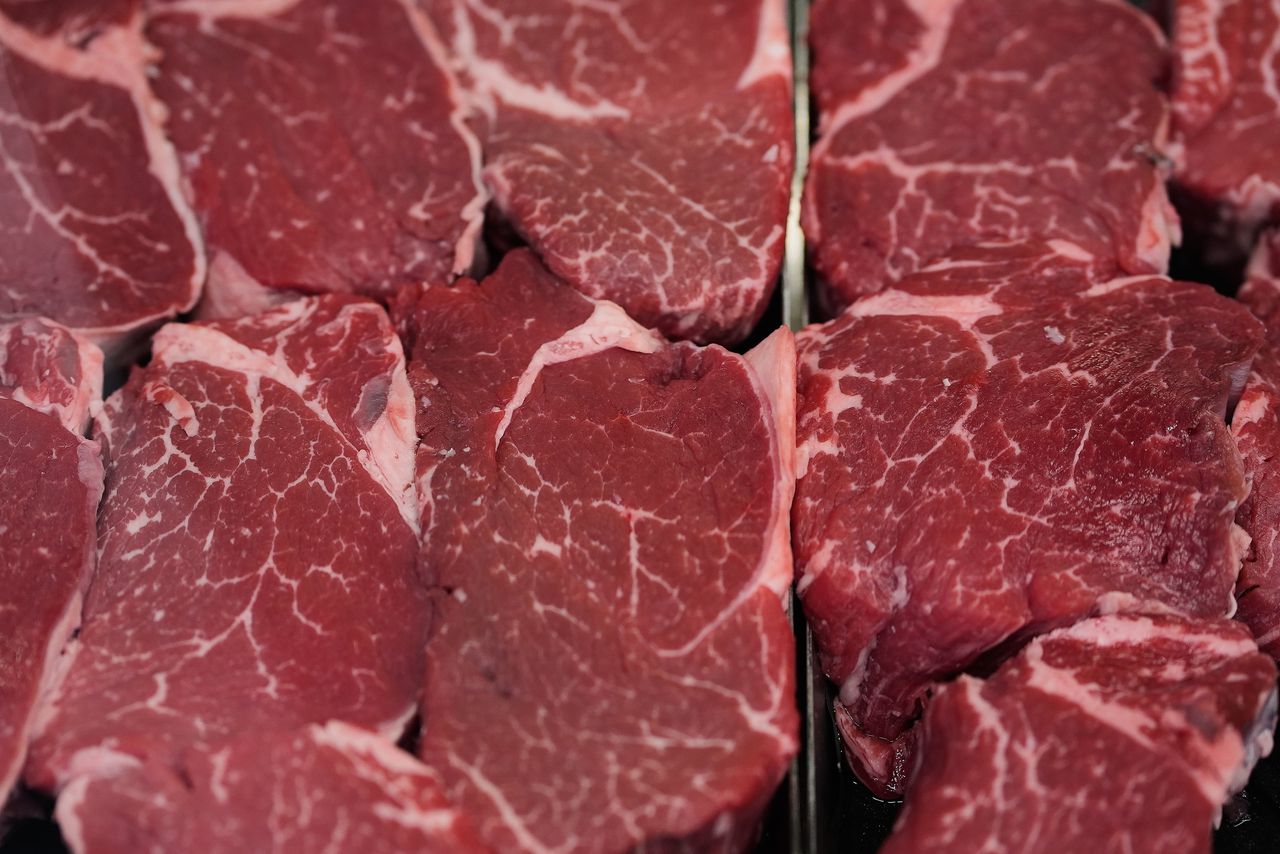 Dutch meat consumption drops to lowest in two decades, but remains ...