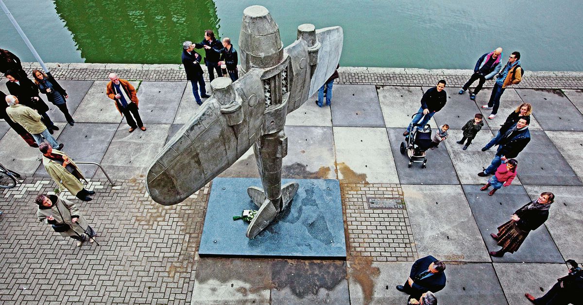 Een dagje uit in kelder of loopgraaf - NRC