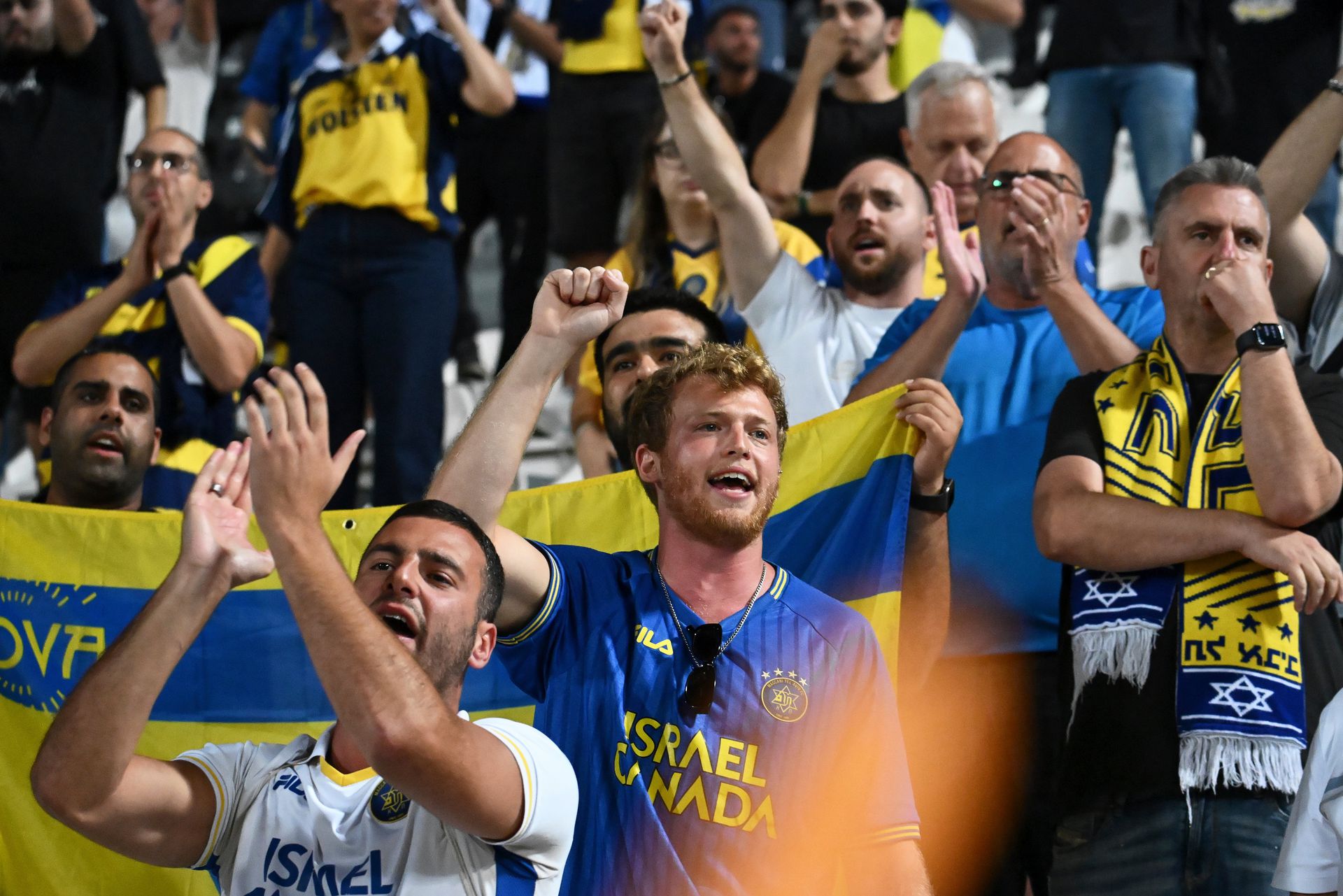 Starmer wil dat Maccabi-fans toch welkom zijn bij Aston Villa, ondanks ...