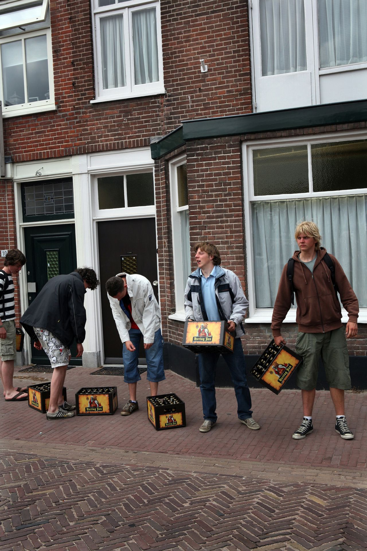 37 procent van de Nederlanders - NRC