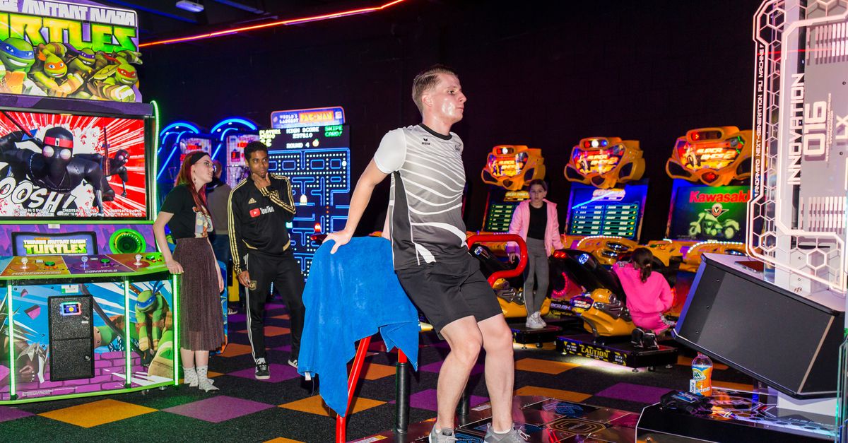 Vrij zijn is… dansen in de gamehal - NRC