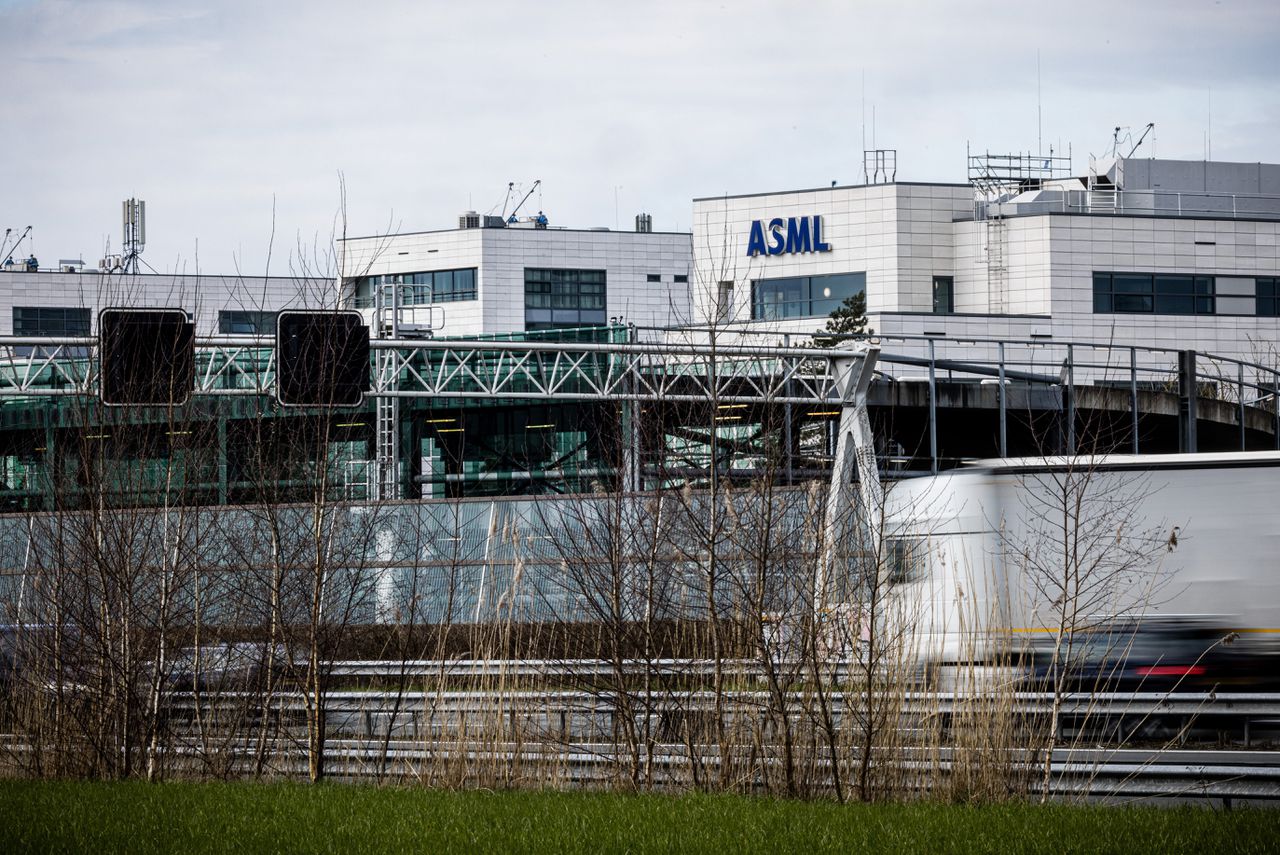 ‘Kabinet wil miljarden steken in regio Eindhoven om techbedrijven te ...