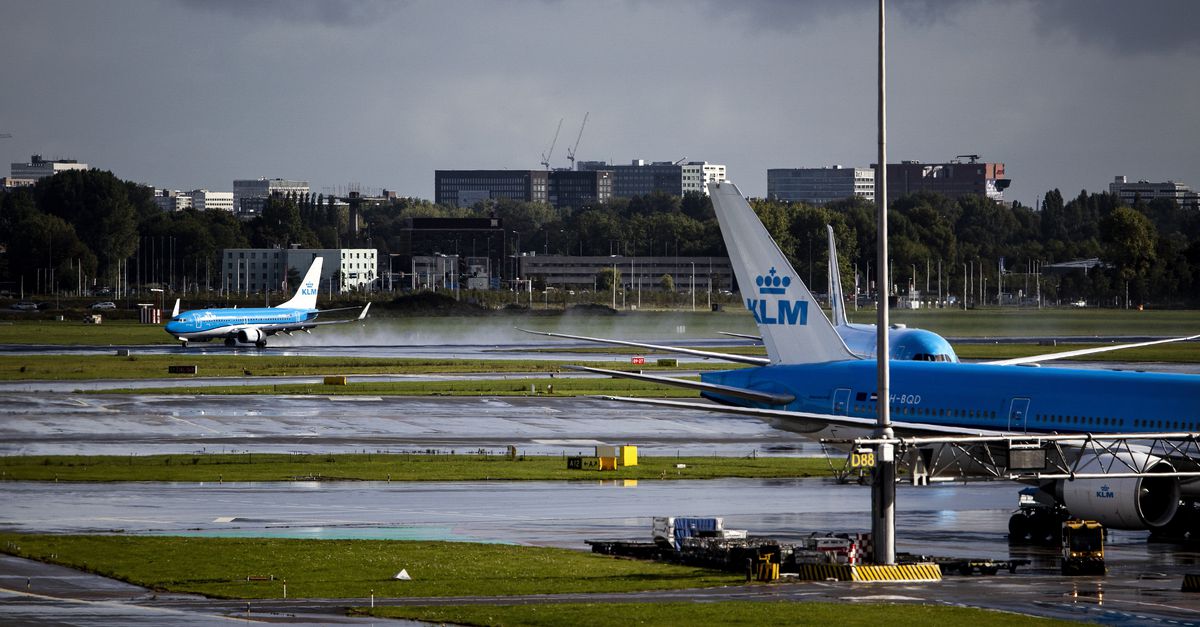 KLM boekte winst ondanks problemen op Schiphol - NRC