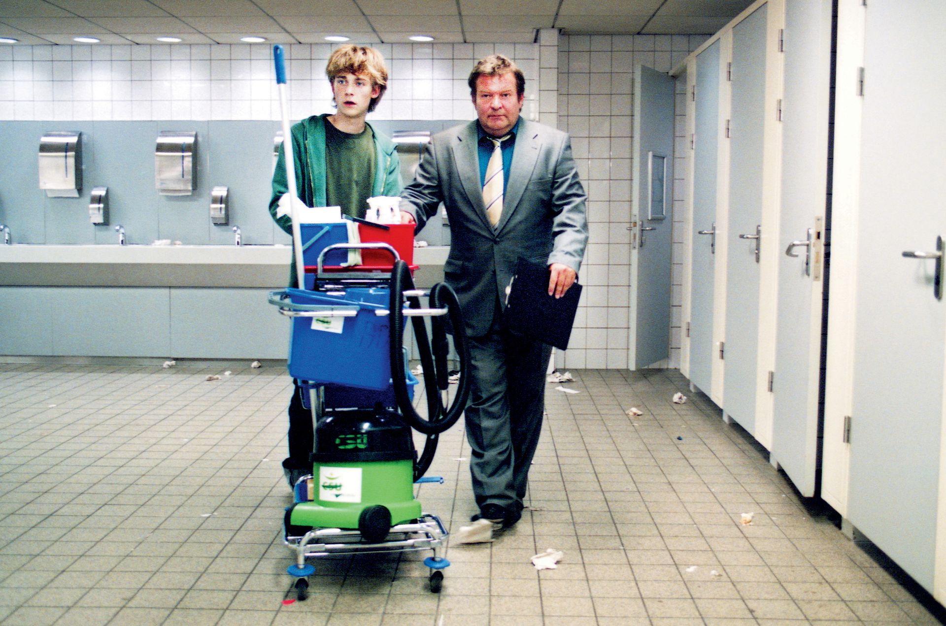 Flitsende dansscènes in probleemfilm ‘Afblijven’ - NRC