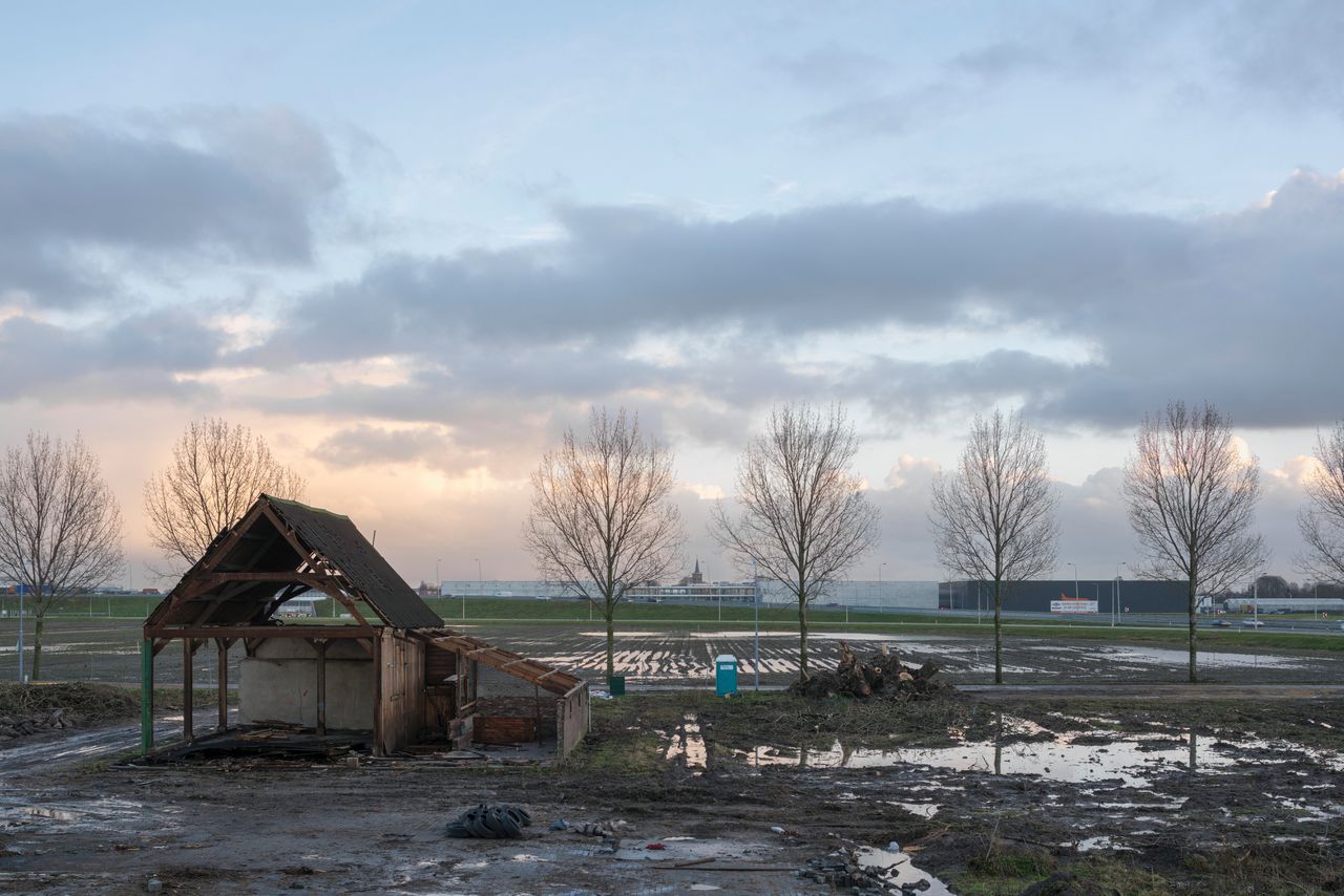Amsterdam komt ruimte voor woningen tekort. Kan het groeien rondom ...