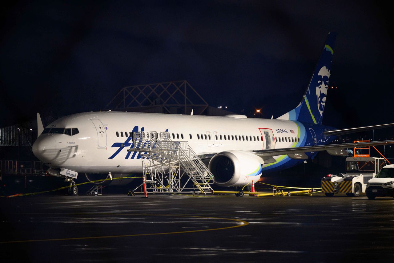 Topman van Boeing erkent fout en onderzoekt incident - NRC