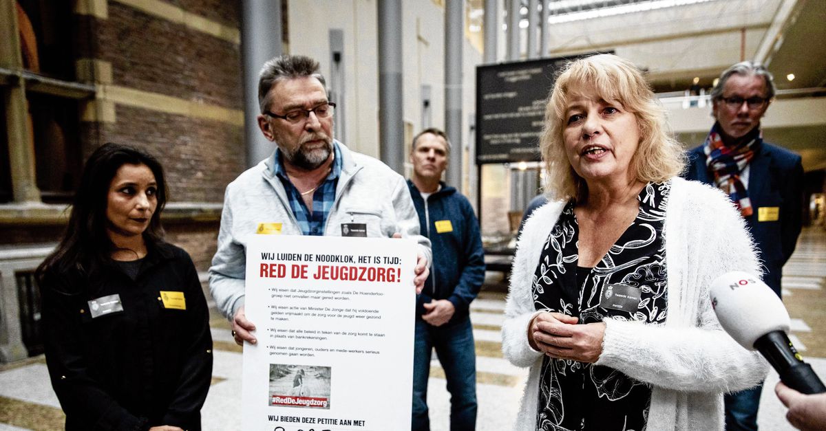 Oud-medewerkers Hoenderloo Groep werken aan doorstart - NRC