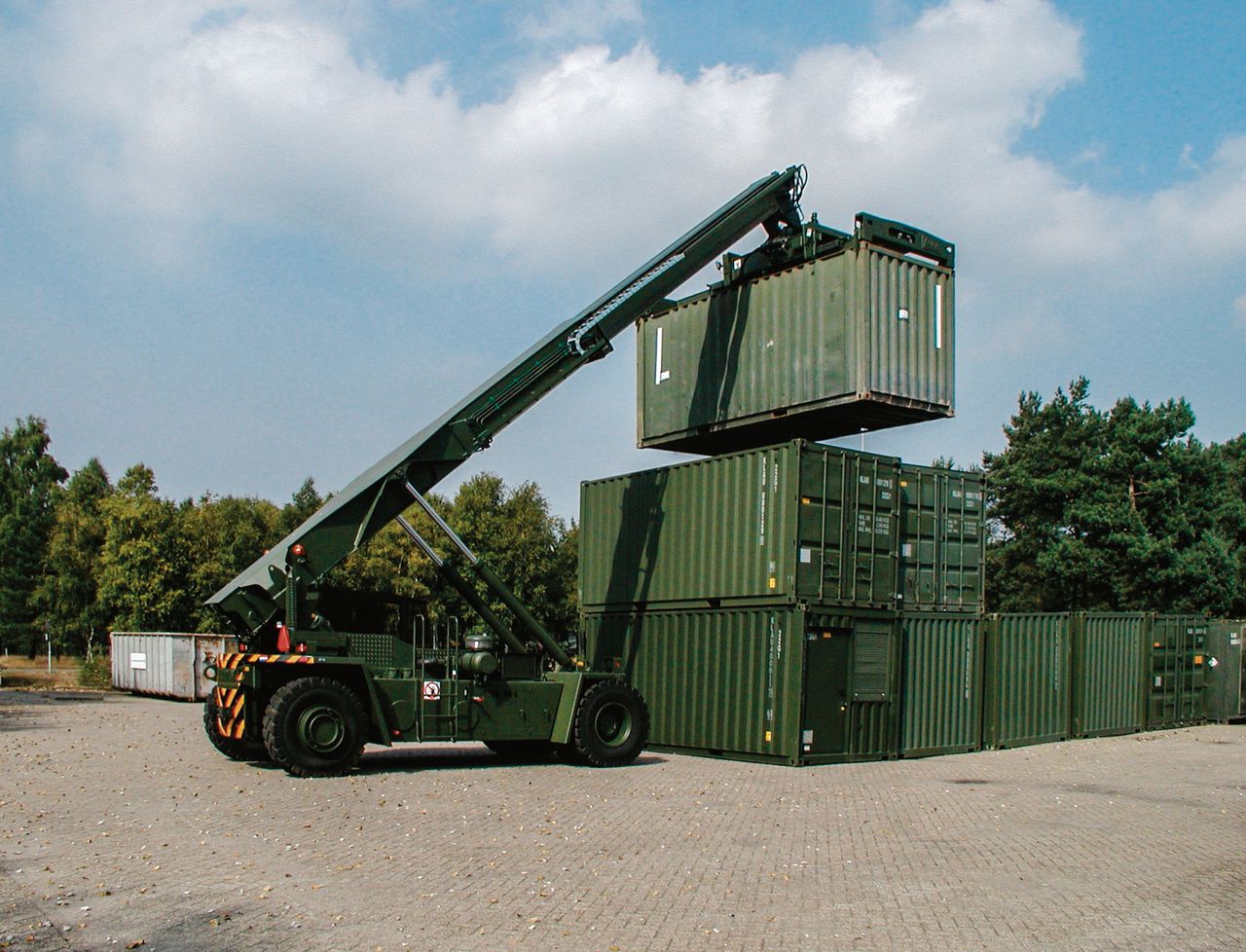 Een machine die (niet) kan reiken, draaien en stapelen - NRC