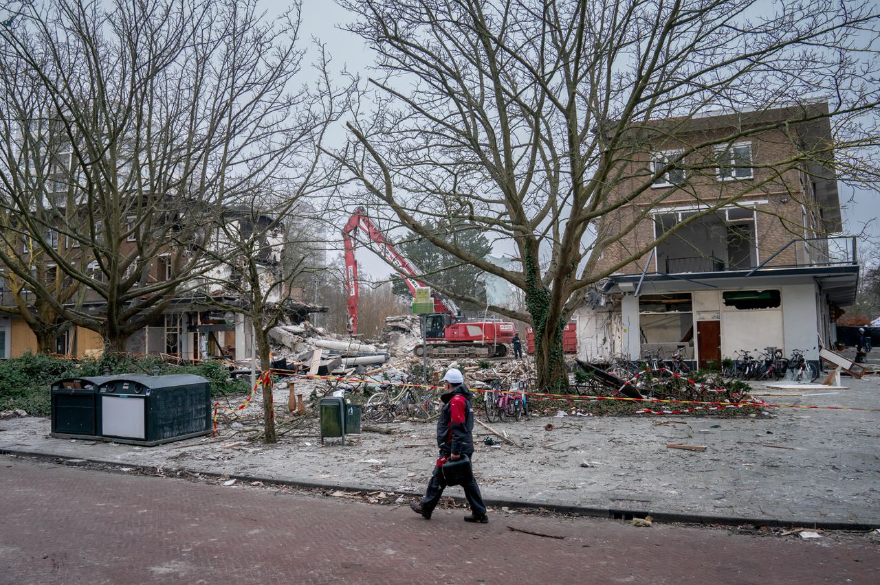 Rechtbank verlengt voorarrest verdachten dodelijke explosie Tarwekamp - NRC